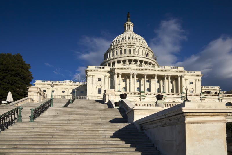 Front View of the US Capitol Building Stock Photo - Image of district ...