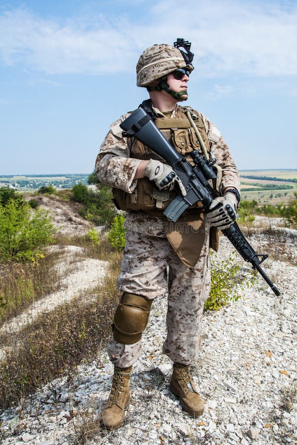 US-Marinesoldat stockbild. Bild von armee, schutzbrillen - 38144419