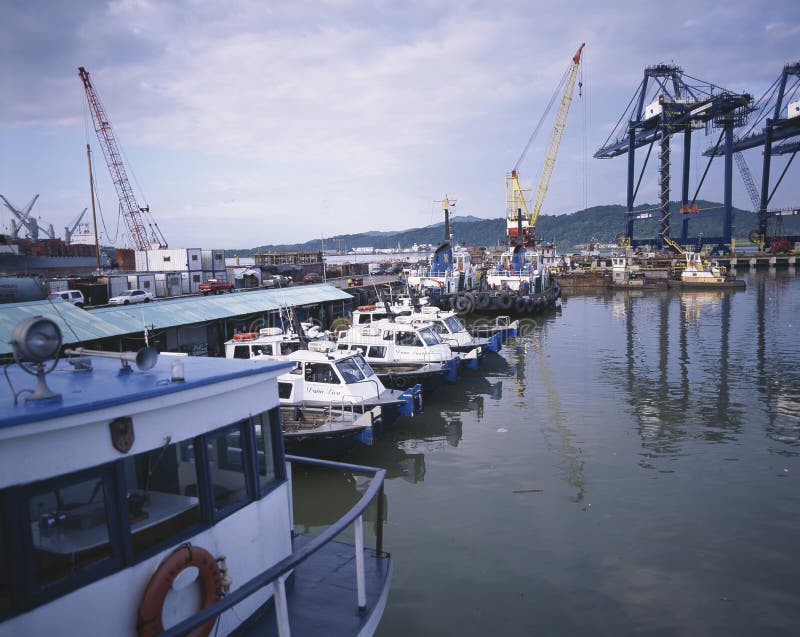 Usa editorial photo. Image of dock, landmark, transportation - 81569331