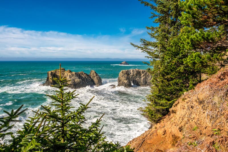USA Pacific Coast Landscape, Oregon Stock Photo - Image of shore, ocean ...
