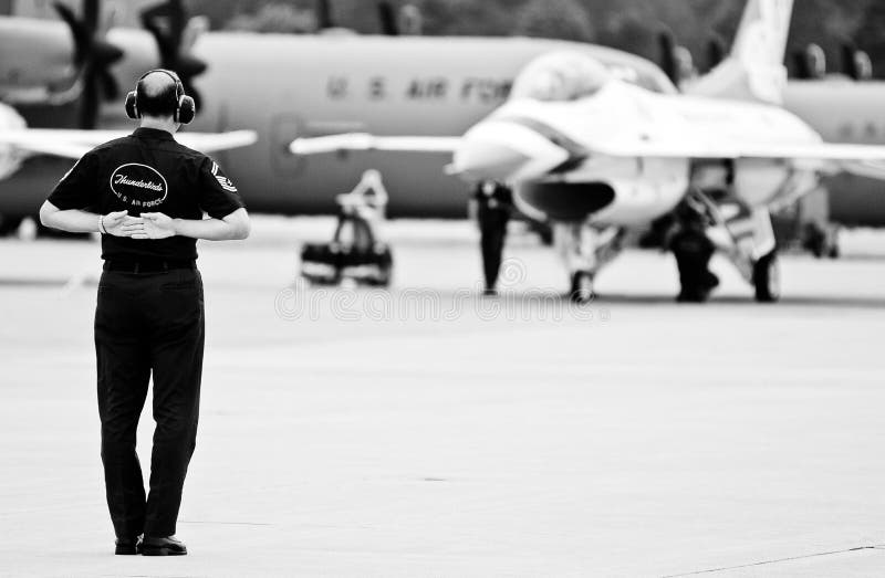 USAF Thunderbird Ground Team Editorial Stock Photo - Image of ...