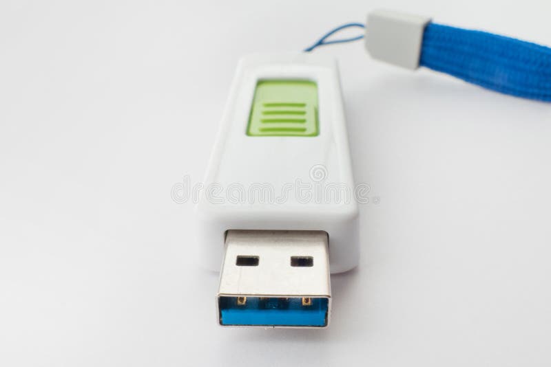Usb De Memoria Flash En El Fondo Blanco Foto de archivo - Imagen de ...