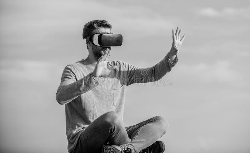 Use Modern Technology. Engineering Project. Cyber Space. Virtual ...