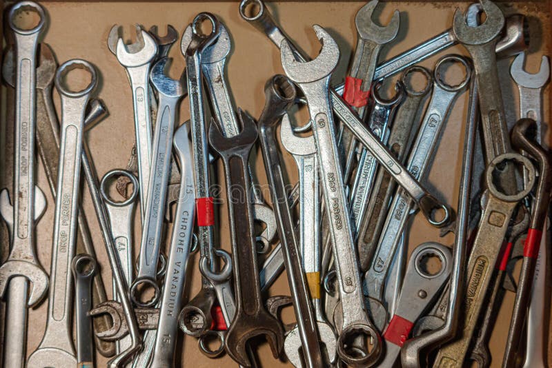 Used Wrenches in Workshop - Drop Forged and Chrome Vanadium Wrenches ...