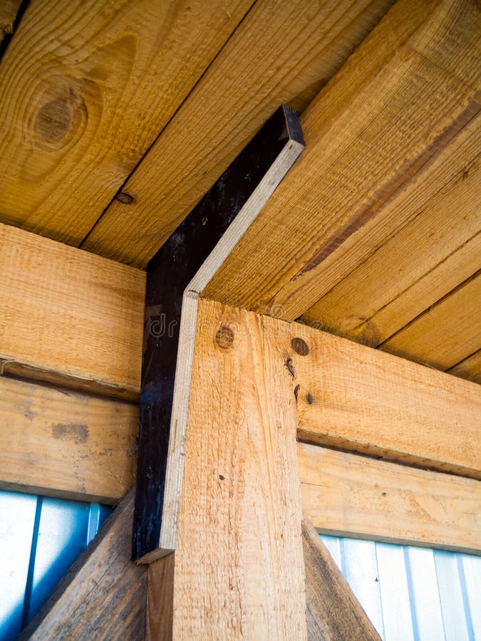 Using a Homemade Wooden Corner when Installing a Covered Transition ...