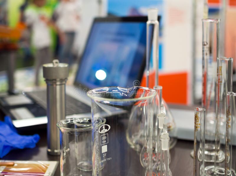 Using a Laptop To Analyze the Chemical Composition of a Liquid ...