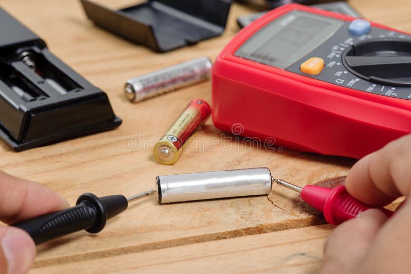 Using the multimeter stock image. Image of battery, multitester - 184164911