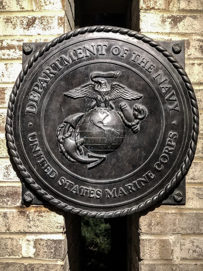 USMC Shield at the Mount Pleasant War Memorial, Mount Pleasant, SC ...