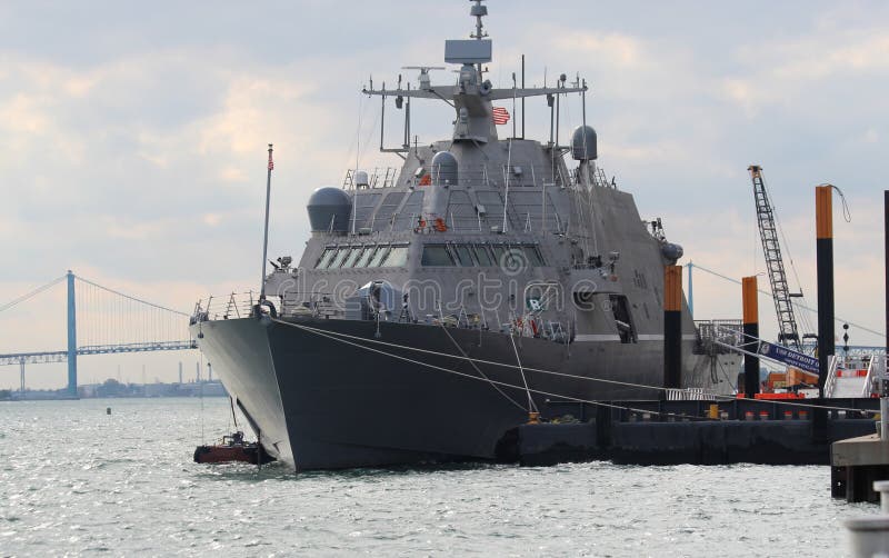 USS Detroit imagen de archivo editorial. Imagen de céntrico - 88511474