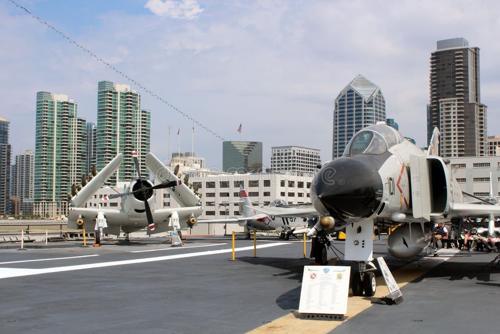 USS mittler, San Diego redaktionelles stockbild. Bild von ozean - 37657384