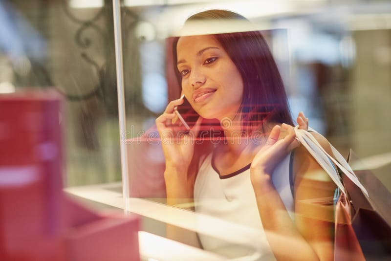 ¡Usted tiene que ver esto! foto de archivo. Imagen de cellphone - 60596068