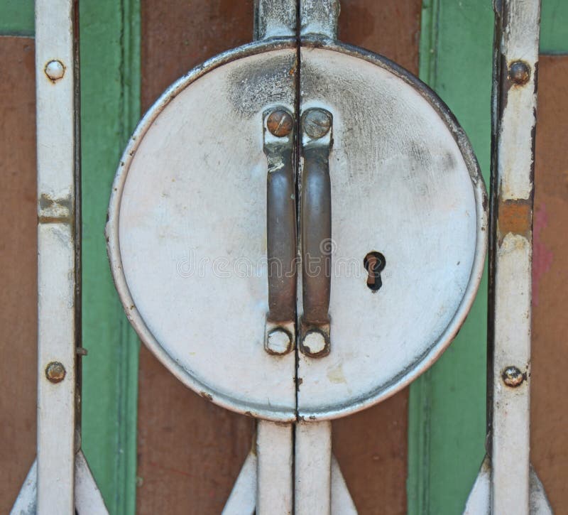 Usual gate lock stock image. Image of penang, iron, grungy - 90632221