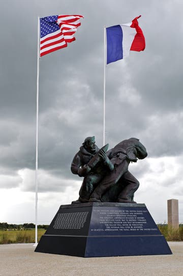Utah Beach with Memorial Statue Editorial Photography - Image of ...