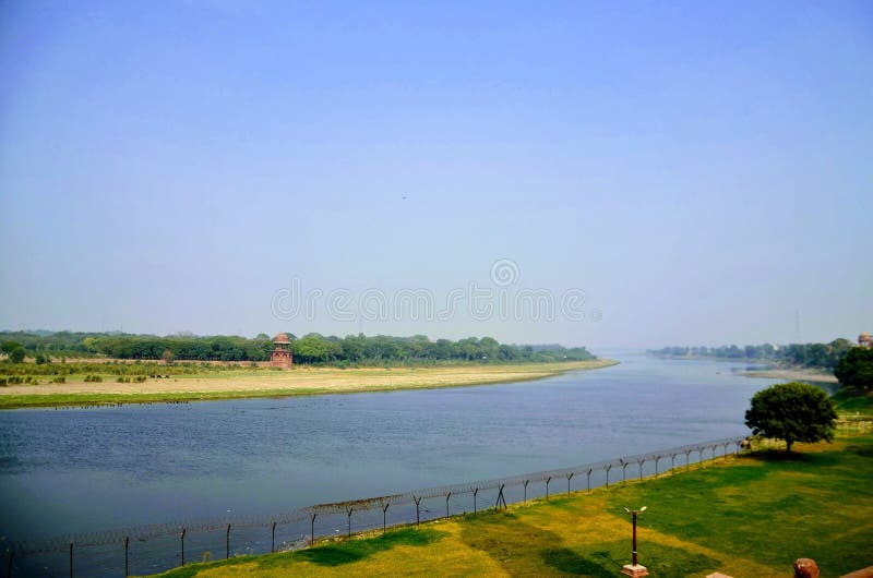 Jammuna river at Agra stock image. Image of river, jammuna - 111218847