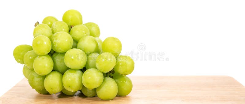Uva De Muscat Aislada En Fondo Blanco Imagen de archivo - Imagen de ...
