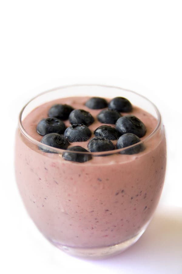 Yogurt De Uva-do-monte Com Trajeto Foto de Stock - Imagem de monte ...