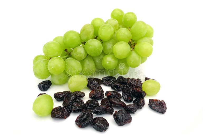 Uvas y pasas imagen de archivo. Imagen de cosechado, escogido - 25160507