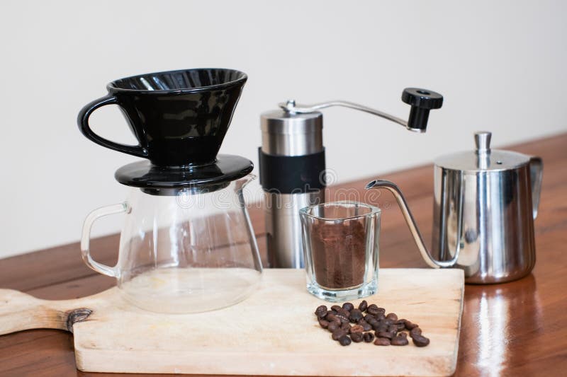 V60 Coffee Method of Making Coffee with Complete V60 Set Tools on the ...
