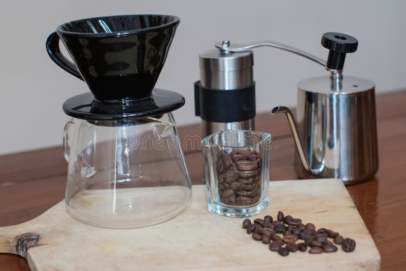 V60 Coffee Method of Making Coffee with Complete V60 Set Tools on the ...