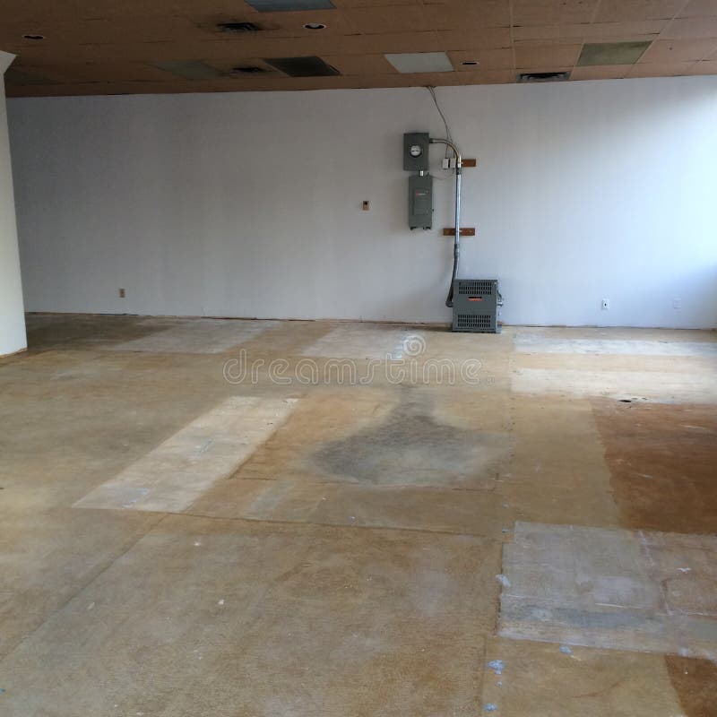 Vacant Retail Building with for Rent Real Estate Sign Stock Image ...