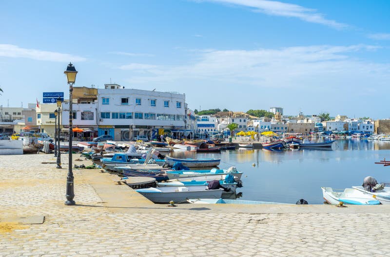 Passeggiata di Biserta fotografia editoriale. Immagine di casa - 60415982