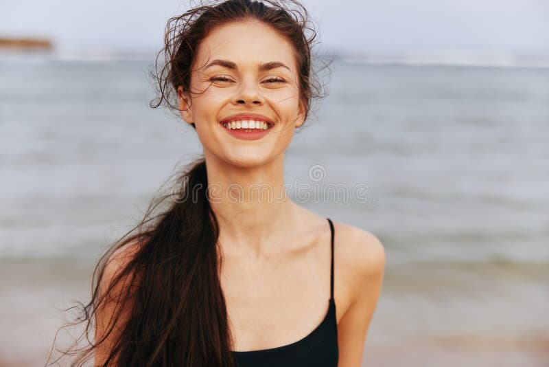 Lifestyle Woman Resort Ocean Sunbed Sea Lying Sand Vacation Smiling