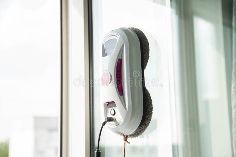 Vacuum Automatic Robot Window Cleaner Cleans Glass from Dirt without ...