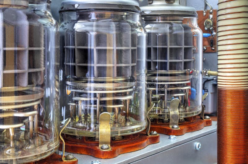 144 Vacuum Tube Amplifier Electric Power Supply Stock Photos - Free ...