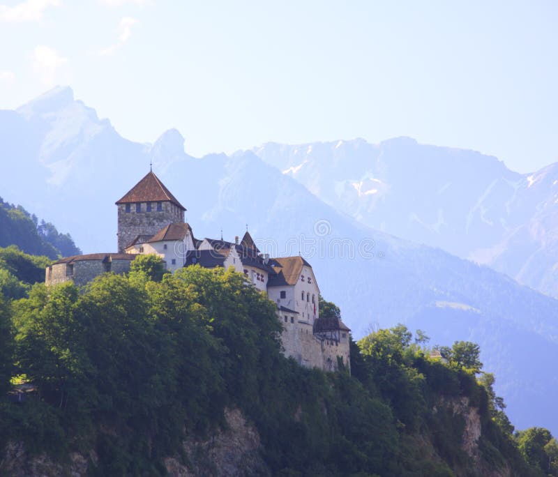 Vaduz Kasztel. Liechtenstein Zdjęcie Stock - Obraz złożonej z kamień ...