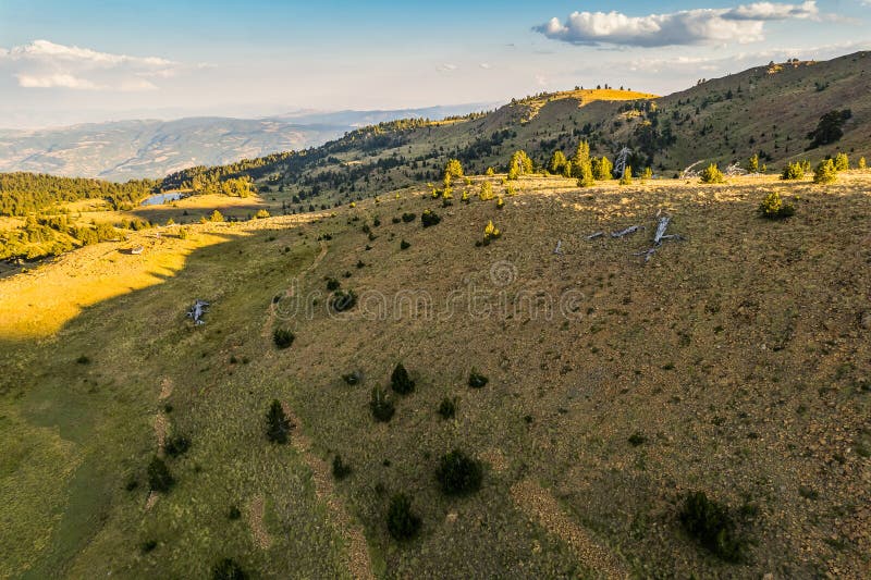 Valamara Mali I Valamares; Valea Mari is a Mountain of the Central ...
