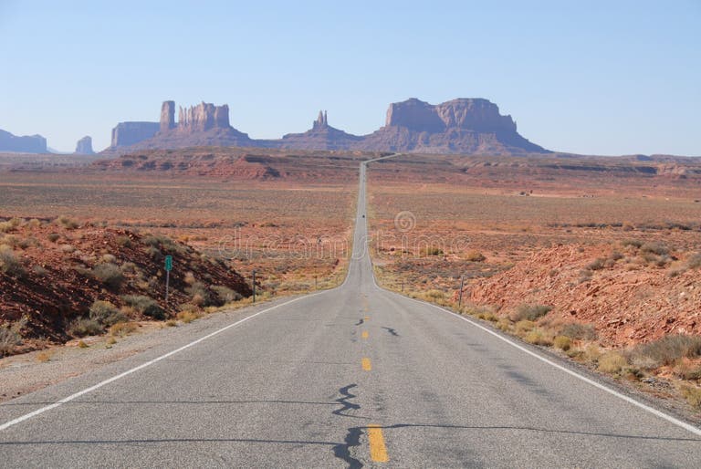 Vale do monumento imagem de stock. Imagem de monumento - 1530293