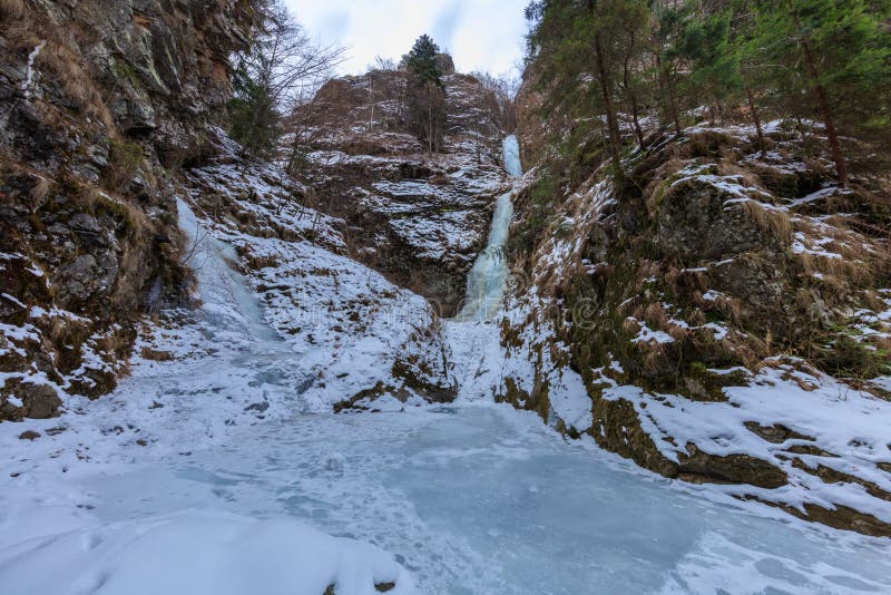 Valea Lui Stan Gorge in Winter, Romania Stock Image - Image of valea ...