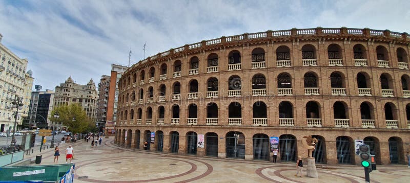 Valencia Ancient Building and Infrastructure Editorial Image - Image of ...