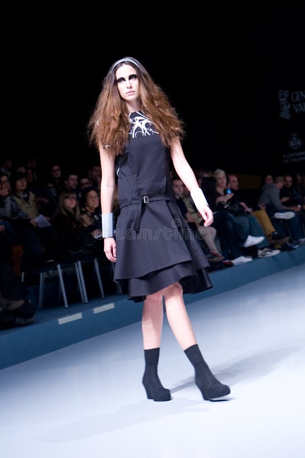 Valencia Fashion Week editorial stock photo. Image of modern - 12838268