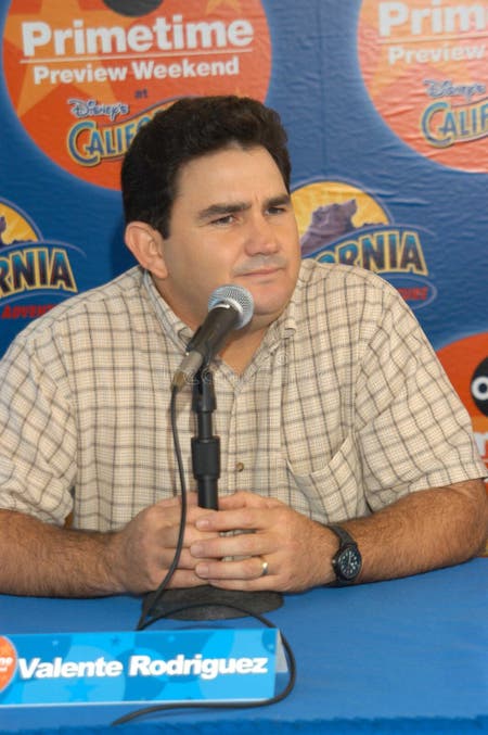 Valente Rodriguez editorial photography. Image of anaheim - 21738287