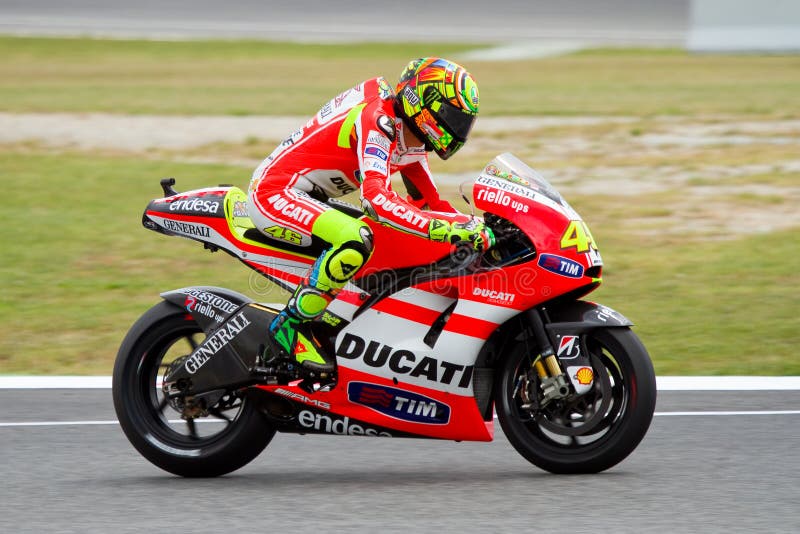 Valentino Rossi racing editorial photo. Image of curve - 20172991