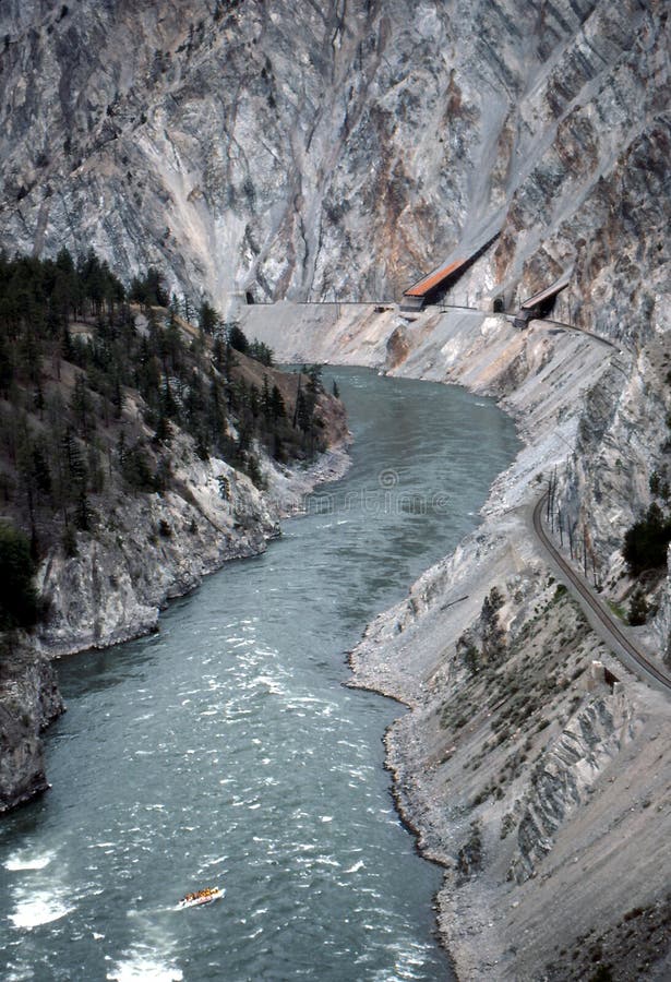 Son Par Lac De Cultus De Parc De Province Du Fleuve Fraser Photo stock ...