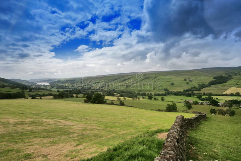 Le Belle Vallate Del Yorkshire Abbelliscono Il Turismo Sbalorditivo ...