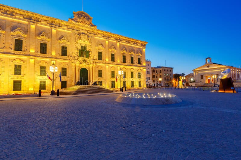 Valletta. Auberge De Castille. Editorial Photo - Image of medieval ...