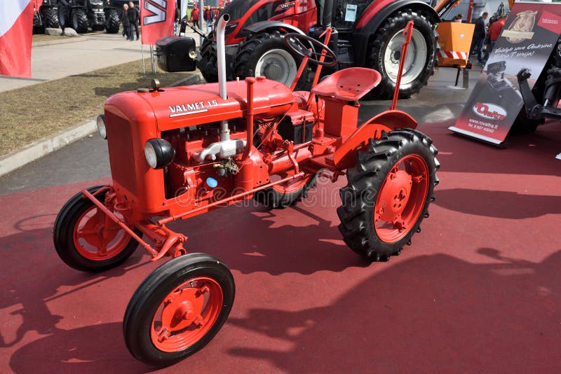 Claxon Rs0140 Pionier Tractor 1949 Redactionele Afbeelding - Image of ...