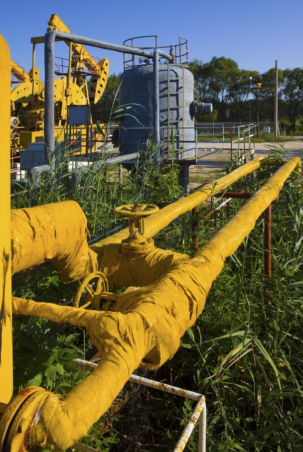 Valve on the pipeline stock photo. Image of device, open - 35496846