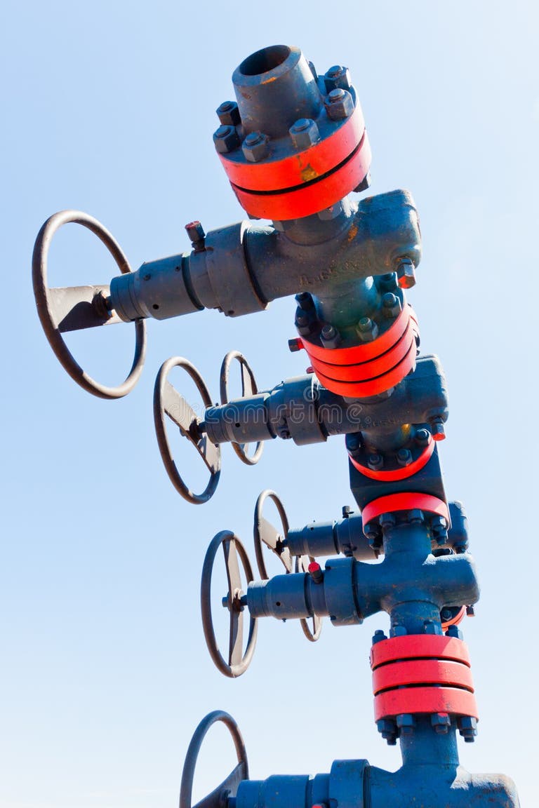 624 Wellhead Flange Stock Photos - Free & Royalty-Free Stock Photos ...