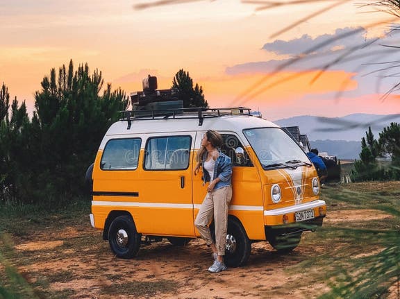 With the Van editorial photo. Image of landscape, vanlife - 191054591