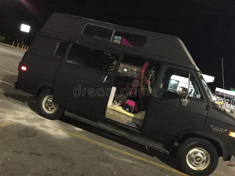 Van the road editorial photography. Image of open, road - 158247227