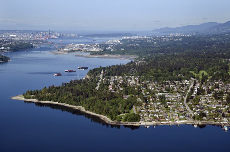 Vancouver - Deep Cove and Salmon Arm Stock Image - Image of boats, golf ...