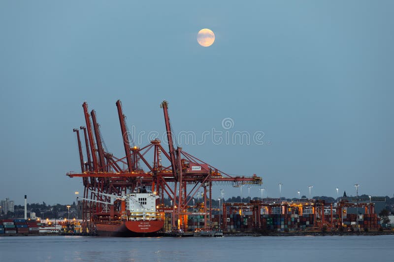 Vancouver Port in the Evening Editorial Stock Image - Image of harbor ...