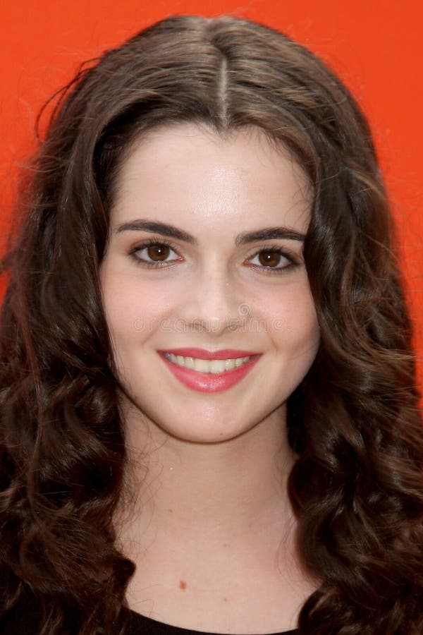 Vanessa Marano editorial photo. Image of drama, arriving - 23928076