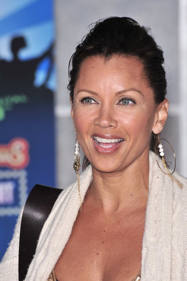 Vanessa Williams's Instagram, Twitter & Facebook on IDCrawl