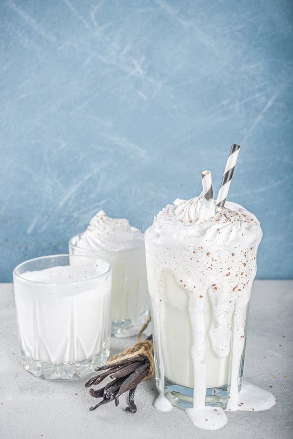 142 Vanilla Cream Milk Shake Splash Stock Photos - Free & Royalty-Free ...