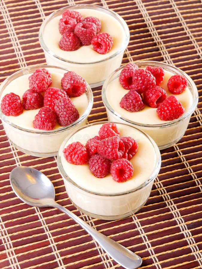 Vanilla Cream with Raspberries Stock Image - Image of food, 1000015630: ...